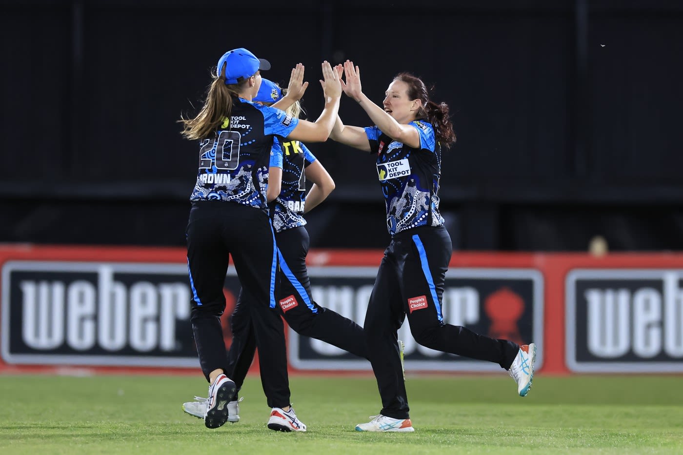 Megan Schutt took the best figures in WBBL history of 6 for 19 ...