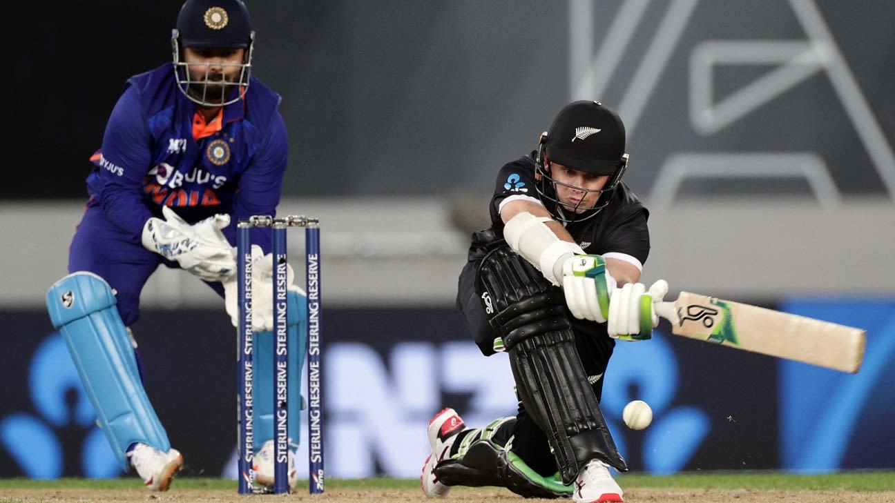 Ball by Ball Commentary & Live Score - NZ vs IND, 1st ODI