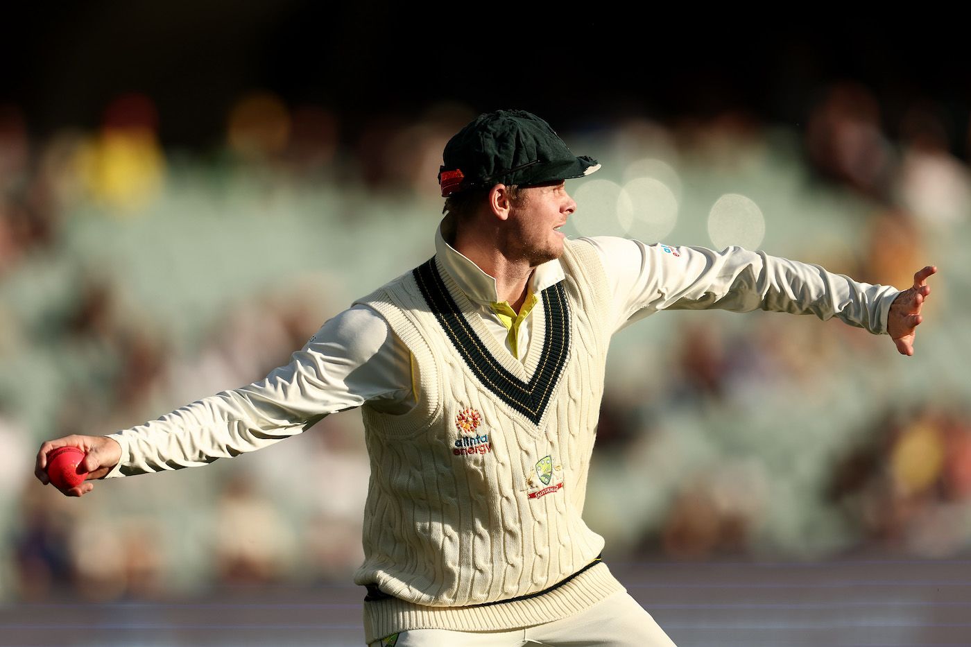 Steven Smith prepares to hurl the ball in from the deep | ESPNcricinfo.com