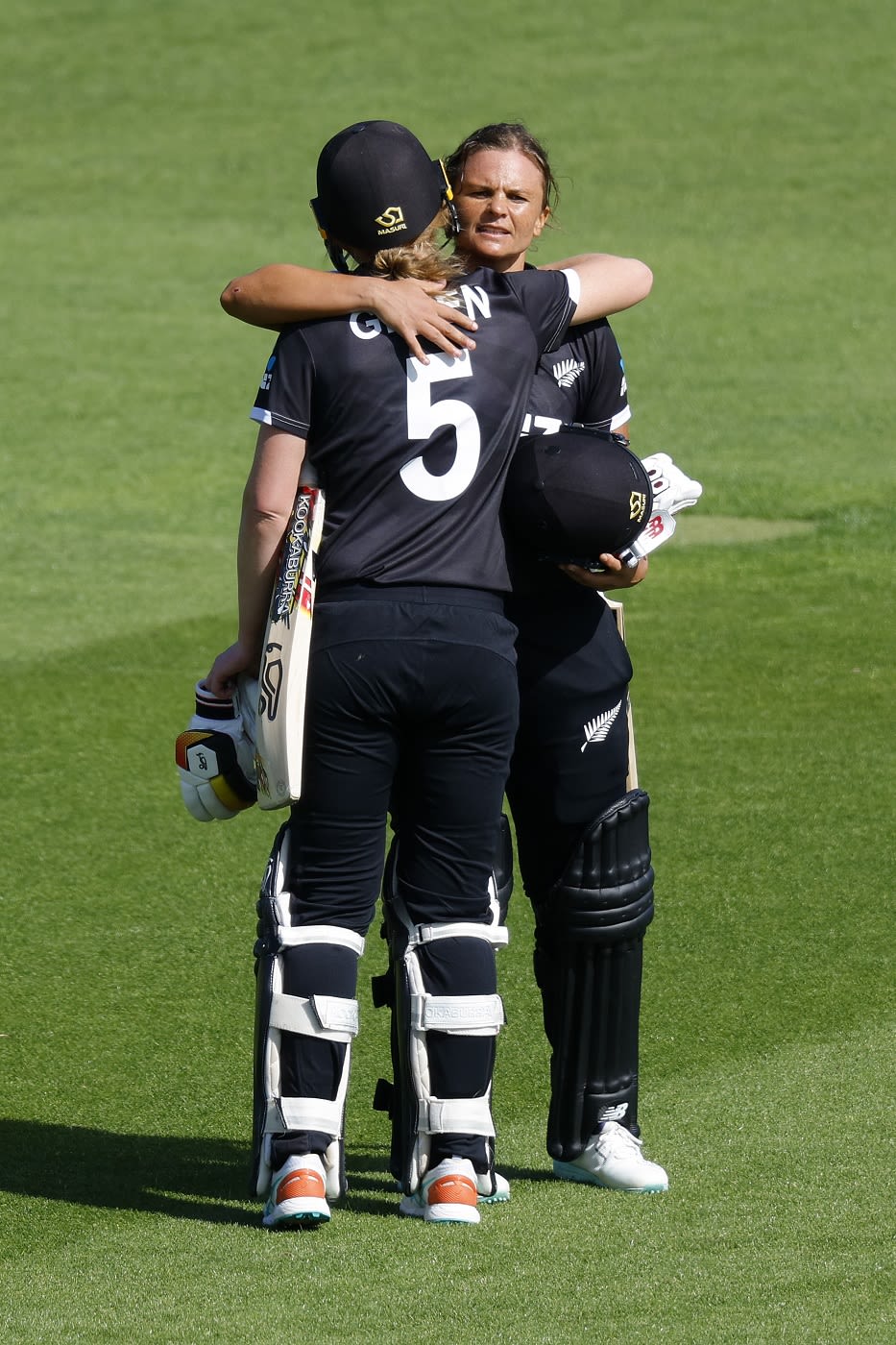 Suzie Bates and Maddy Green put up a 131-run stand | ESPNcricinfo.com