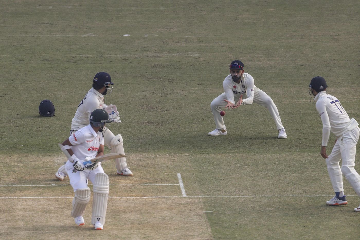 Virat Kohli sets up to bucket a catch to dismiss Shakib Al Hasan ...