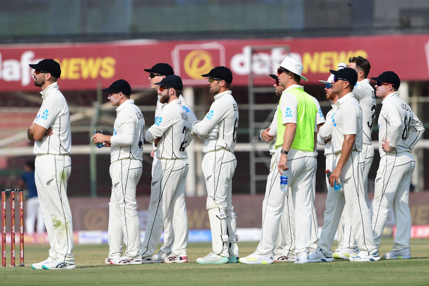 New Zealand's fielders, feat Tom Latham and Kane Williamson, look at ...