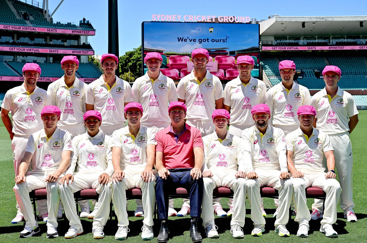 Australia team poses with Glenn McGrath ahead of the pink Test ...