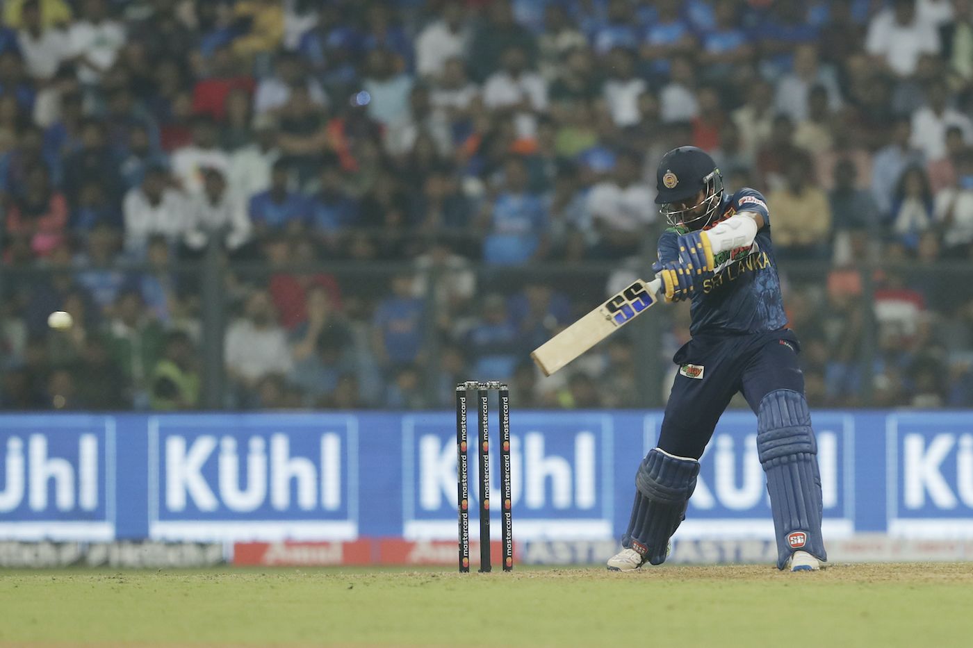 Dasun Shanaka revived Sri Lanka's chase with a few big hits ...