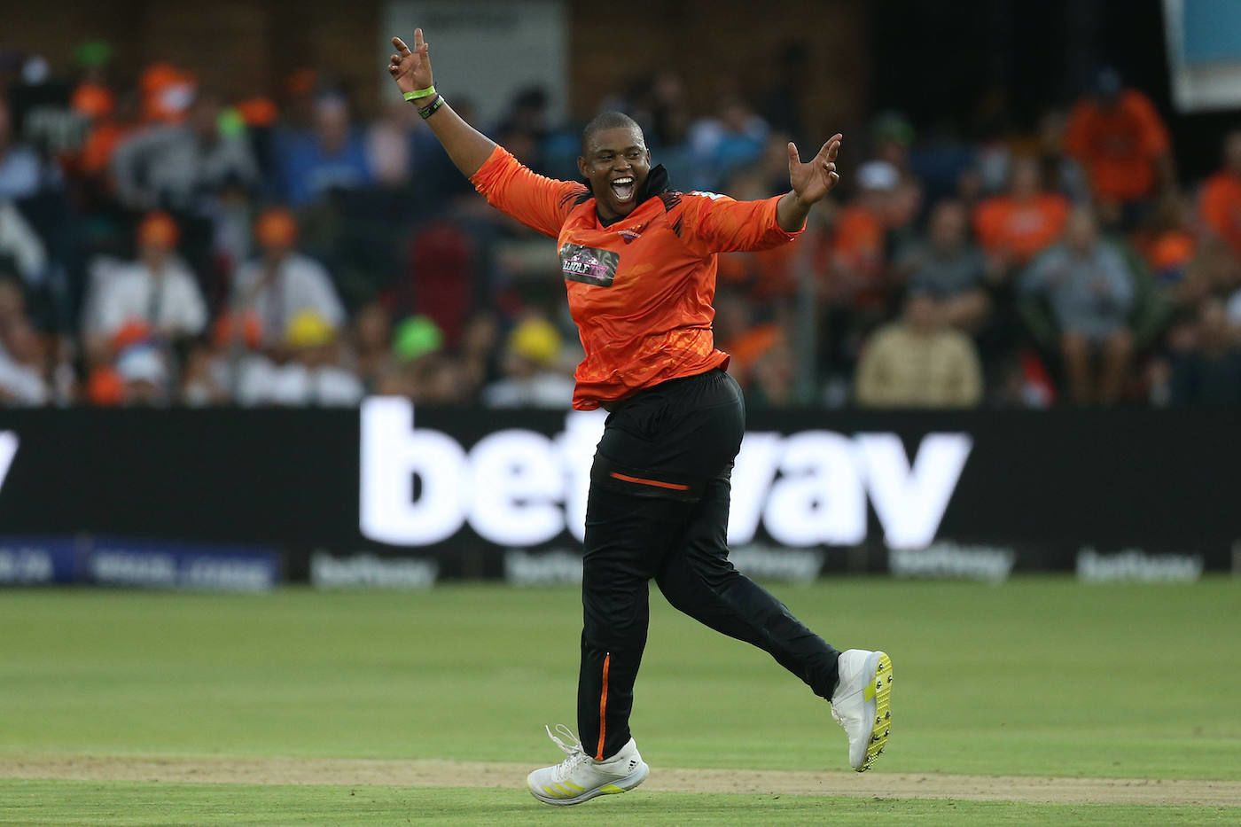 Sisanda Magala was among the wickets under clouds | ESPNcricinfo.com