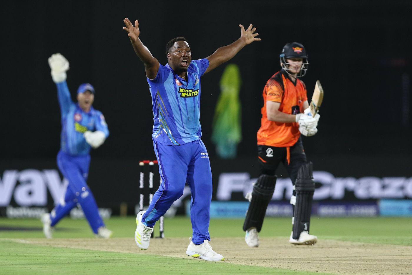 Odean Smith picked up 3 for 23 | ESPNcricinfo.com