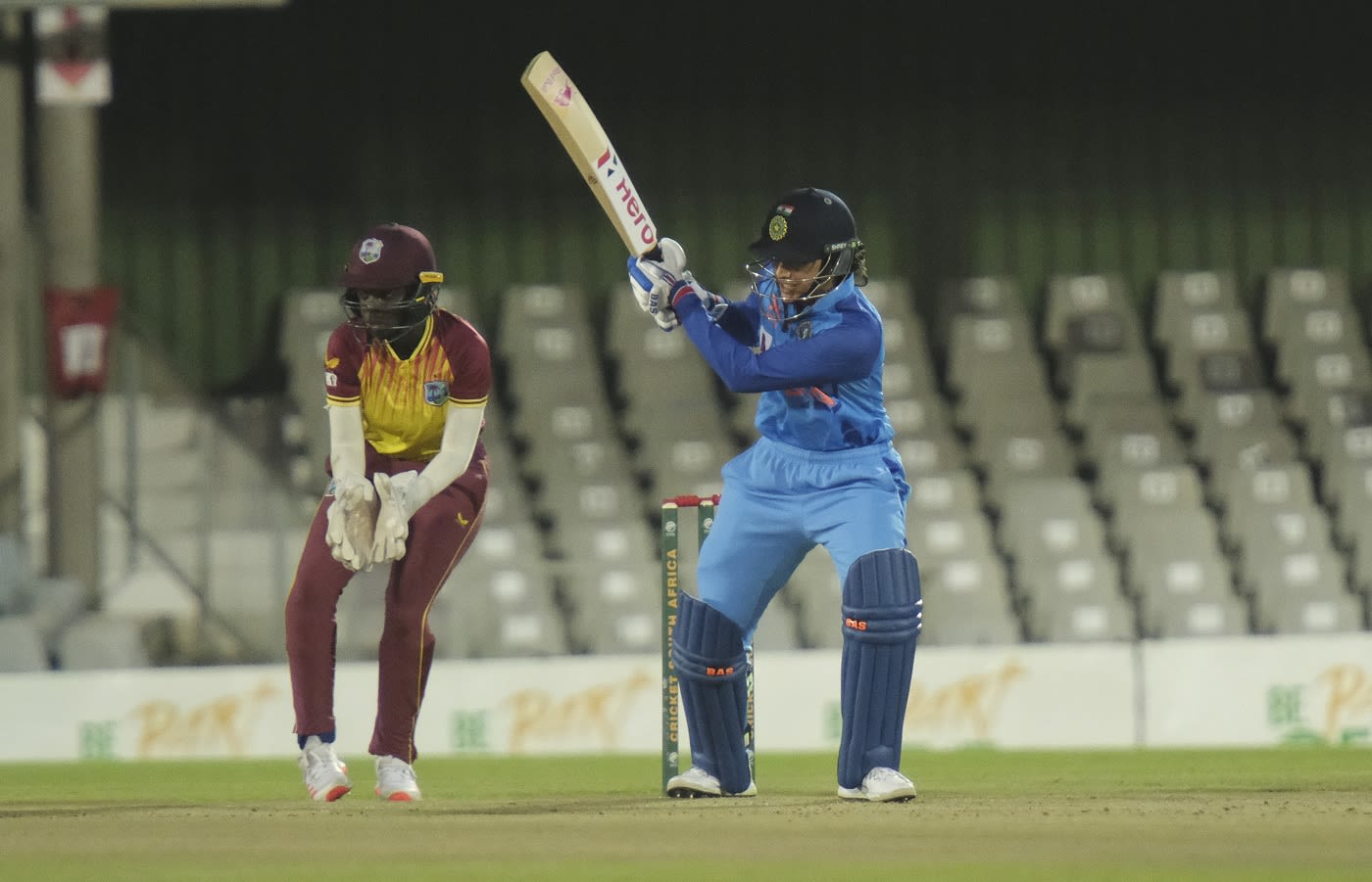 Smriti Mandhana took her time at the start | ESPNcricinfo.com