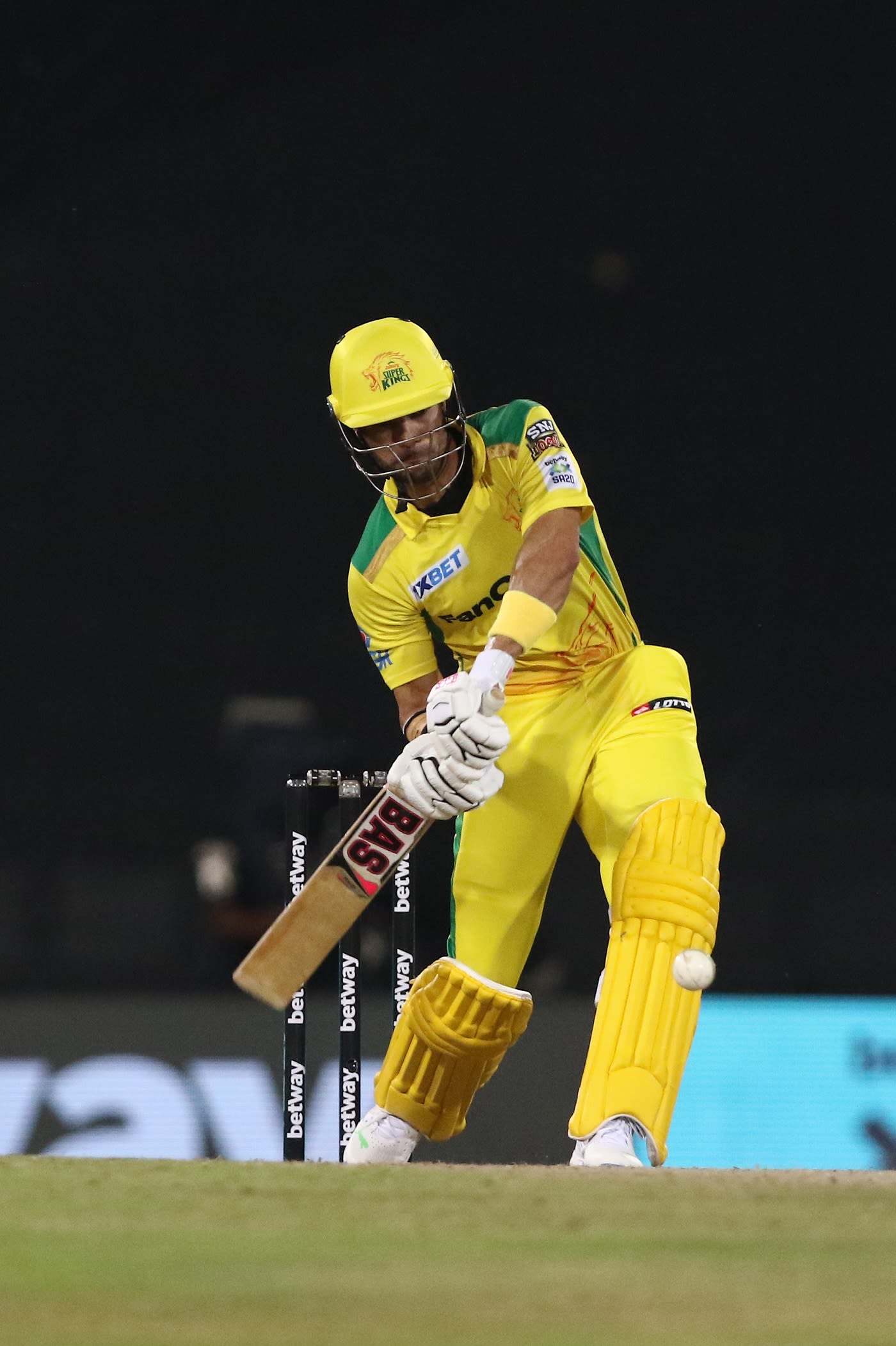 Hendricks hits a six during his knock | ESPNcricinfo.com