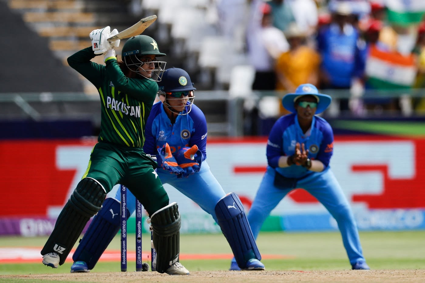 Bismah Maroof flays a shot through the off side | ESPNcricinfo.com