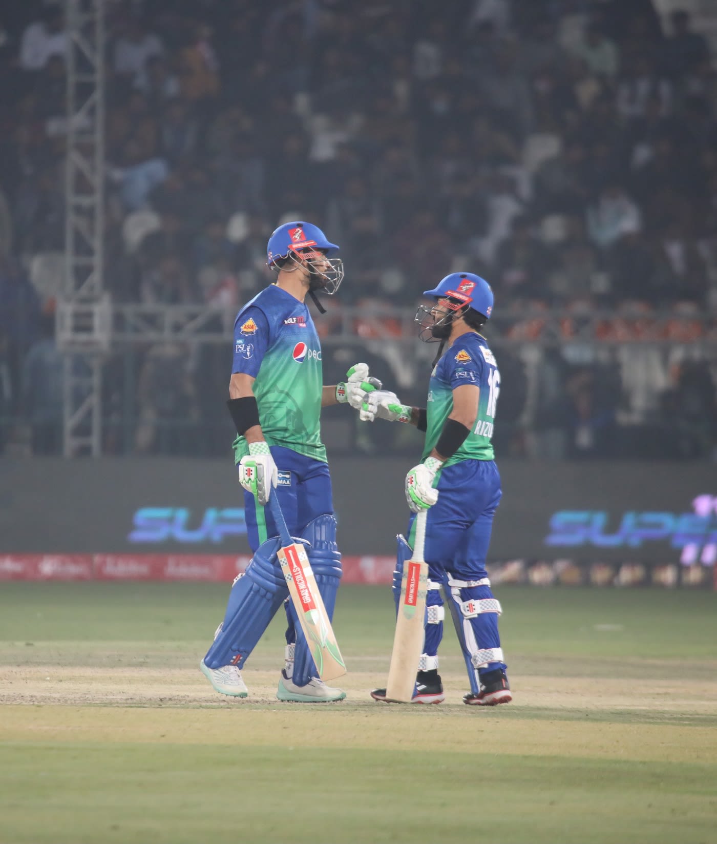 Shan Masood and Mohammad Rizwan put on a huge opening stand ...