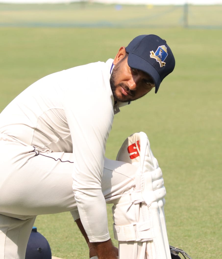 Anustup Majumdar gets ready to have a hit | ESPNcricinfo.com
