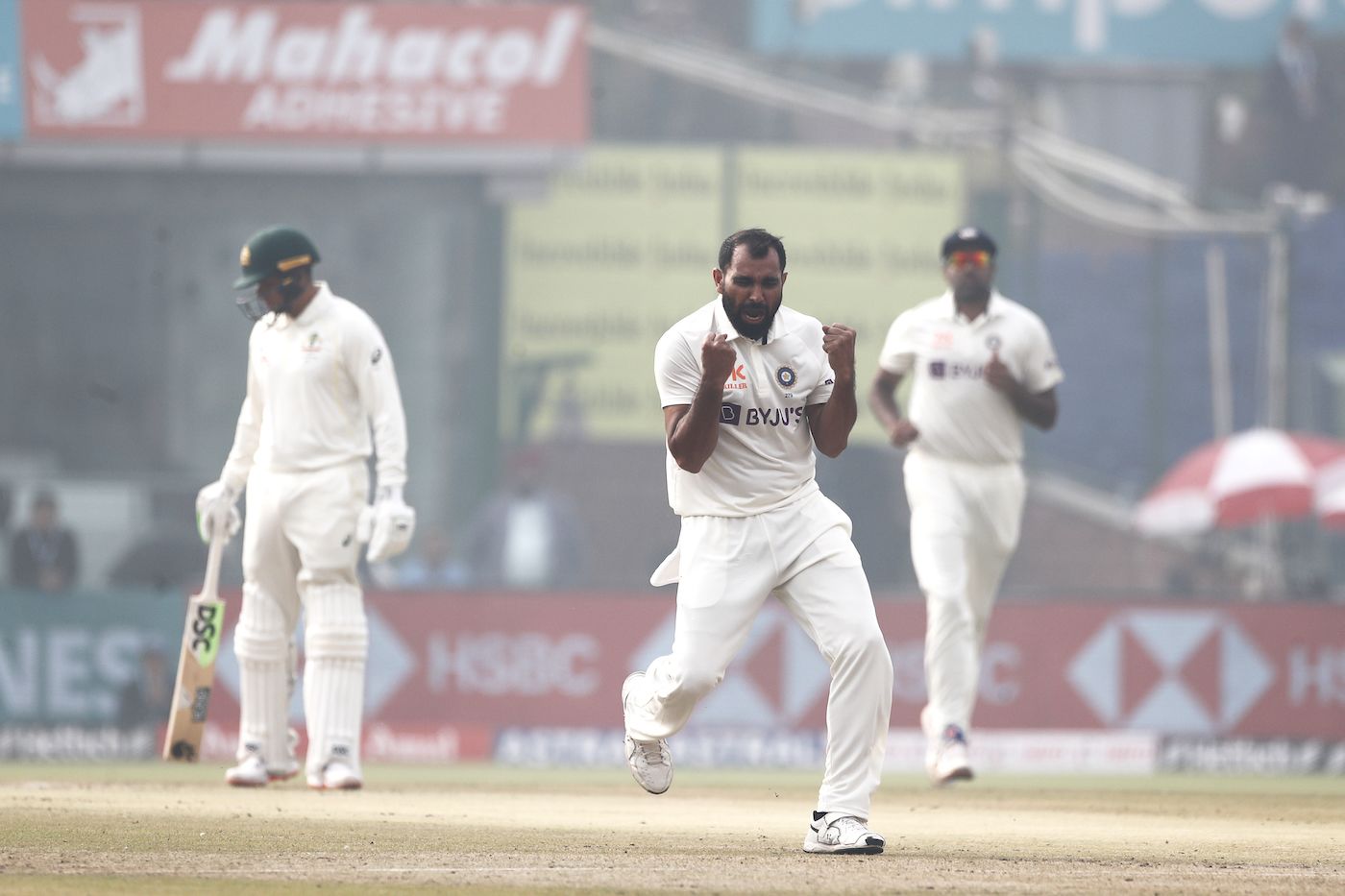 Mohammed Shami celebrates an lbw decision against David Warner, which ...