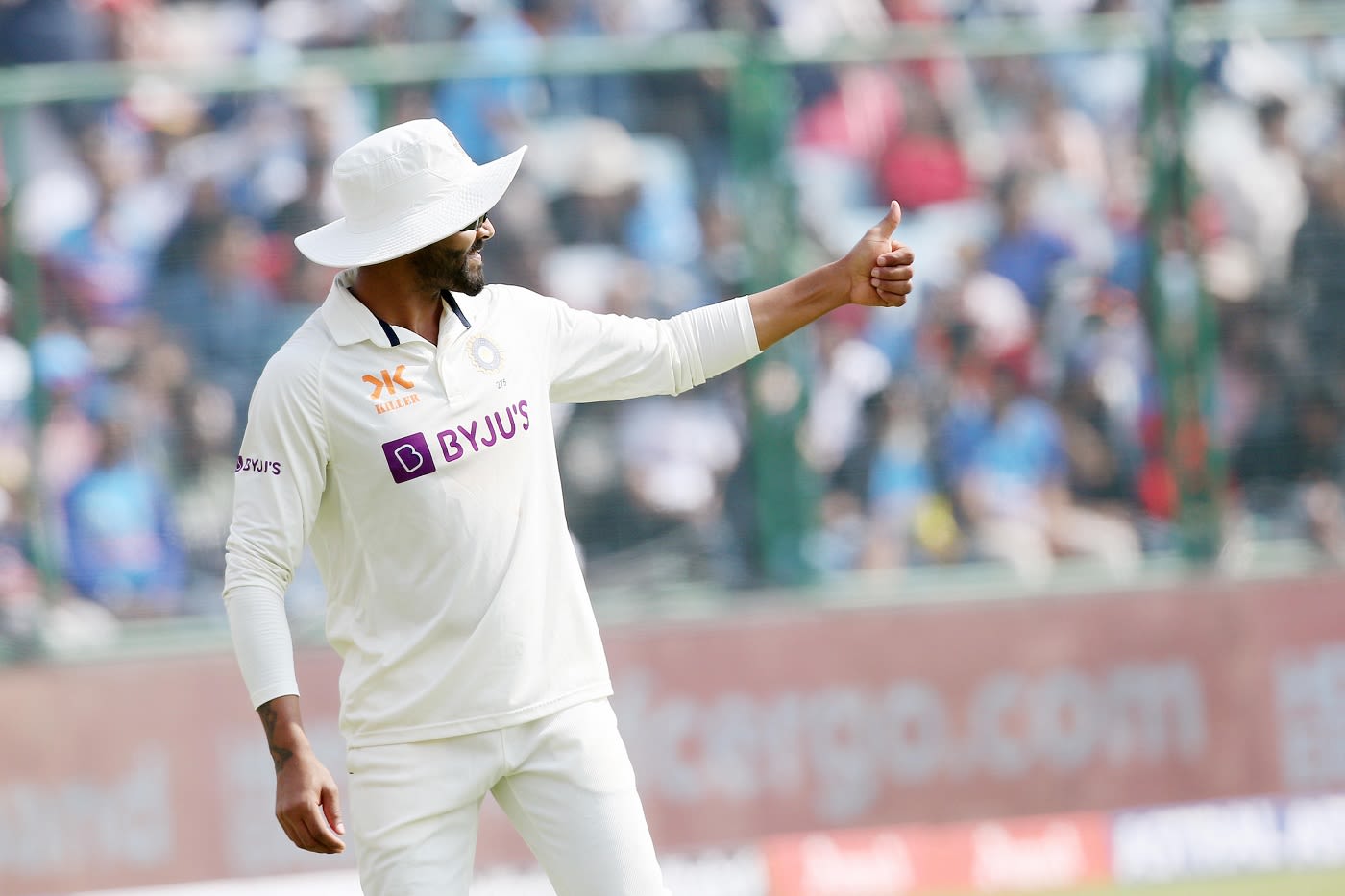 Ravindra Jadeja gives a thumbs-up to fans after getting to 250 Test ... Ravindra Jadeja gives a thumbs-up to fans after getting to 250 Test ...