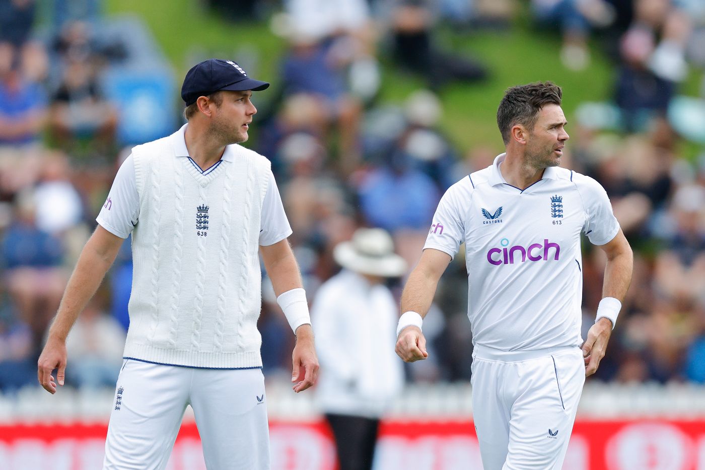 James Anderson and Stuart Broad look on at Wellington | ESPNcricinfo.com