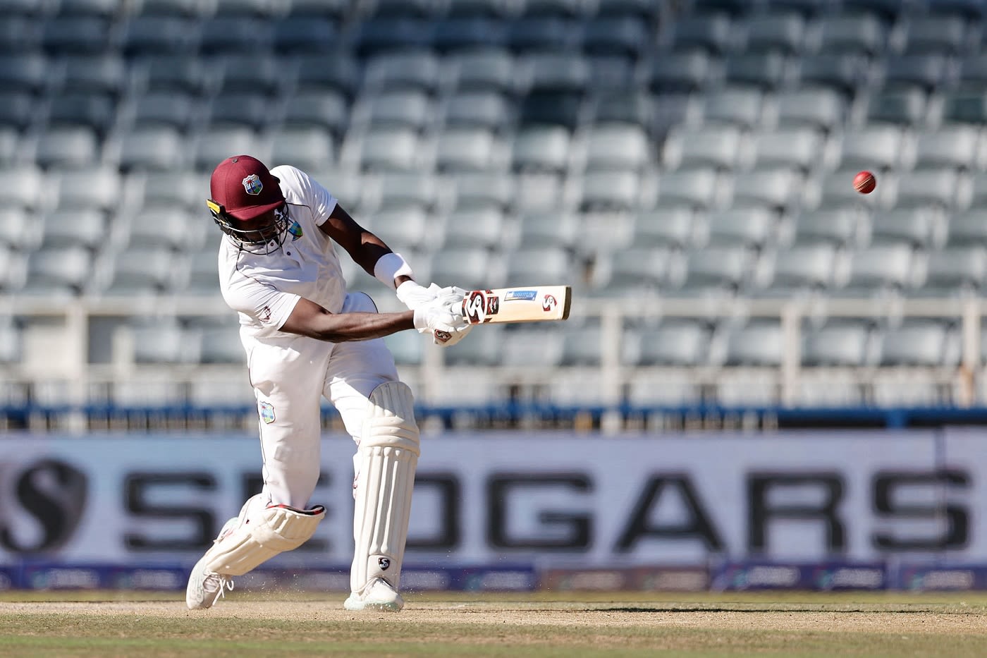Jason Holder goes big over midwicket | ESPNcricinfo.com