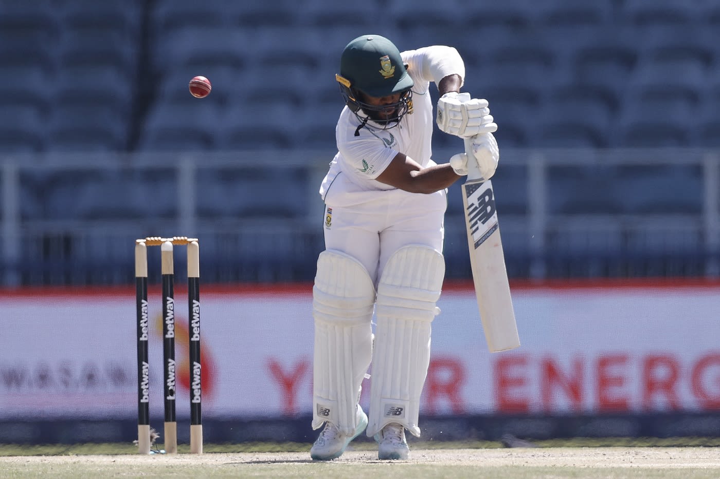 Temba Bavuma gets squared up | ESPNcricinfo.com