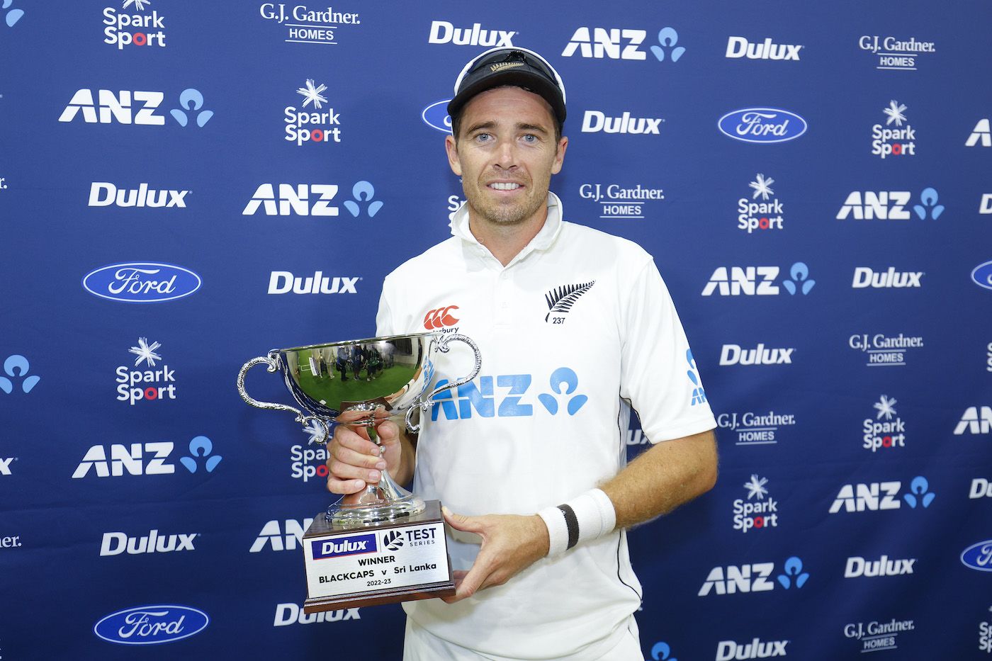 Tim Southee poses with the trophy after New Zealand's series win ...
