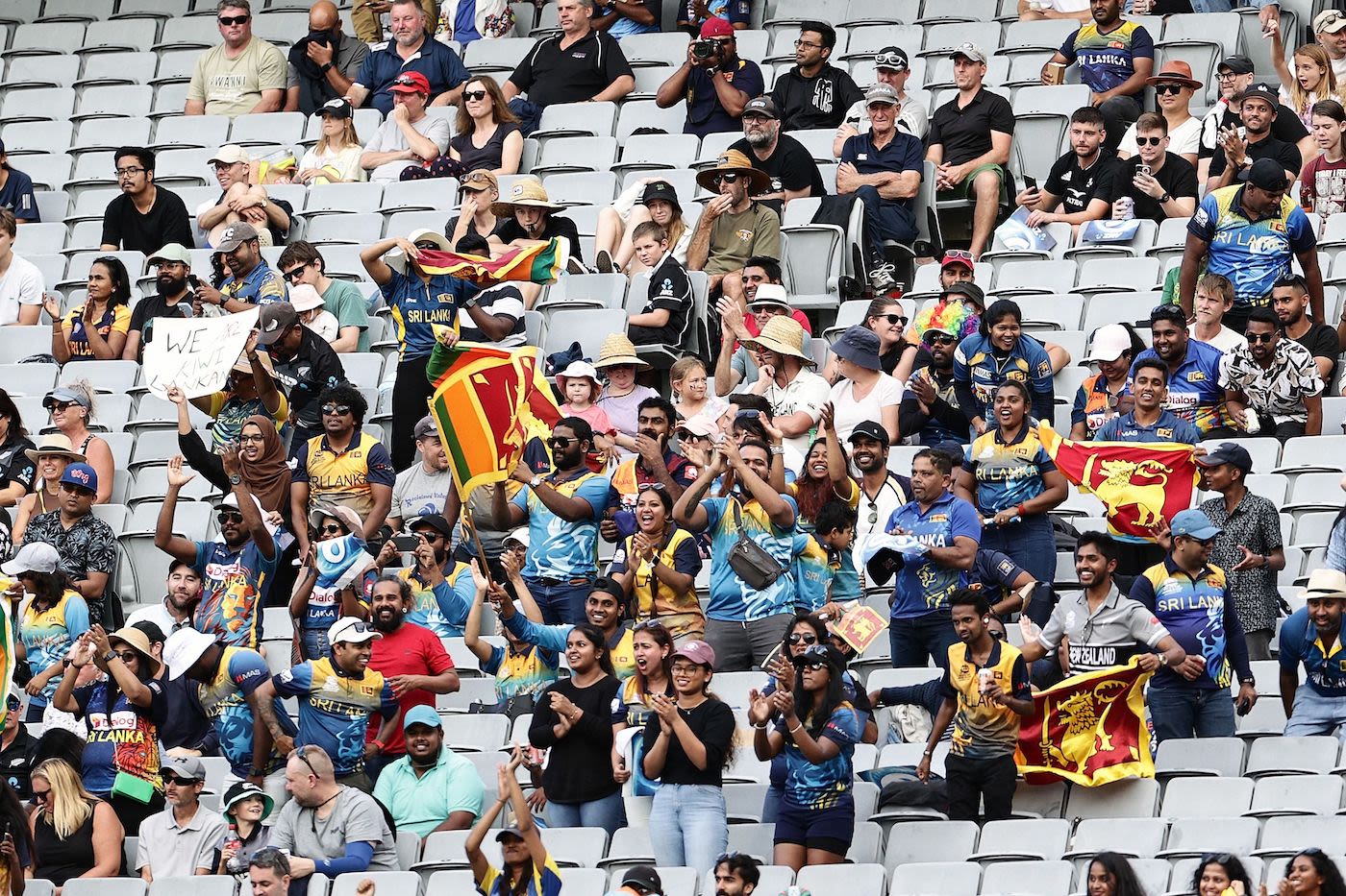 Sri Lankan fans celebrate victory | ESPNcricinfo.com