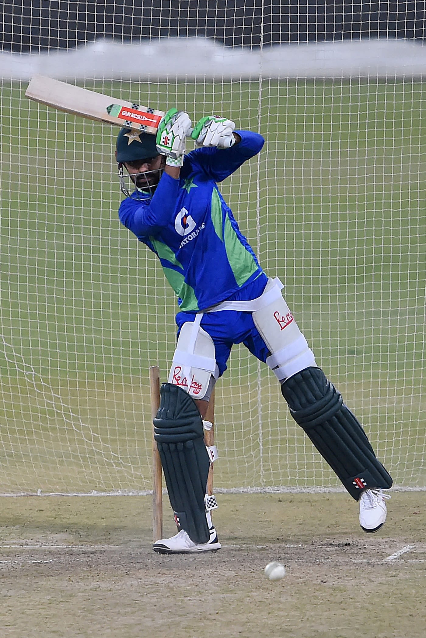 Babar Azam punches off the back foot | ESPNcricinfo.com