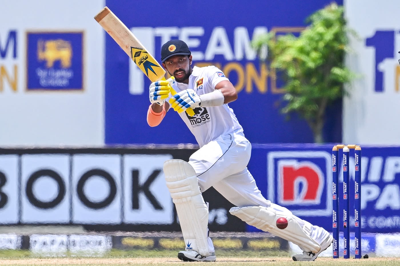 Sadeera Samarawickrama flicks one through the on side | ESPNcricinfo.com