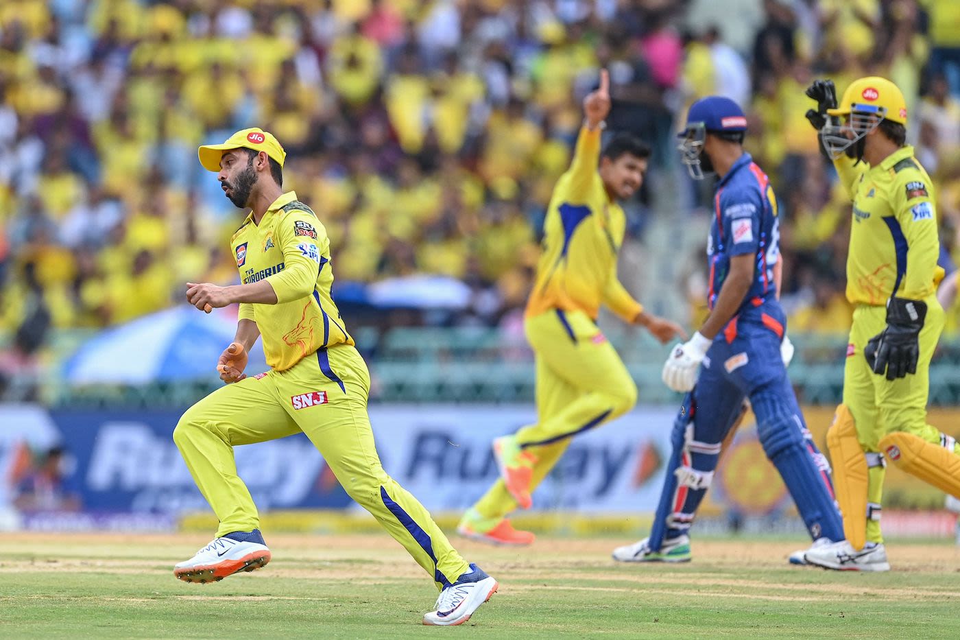 Ajinkya Rahane takes off after taking the catch to dismiss Krunal Pandya | ESPNcricinfo.com