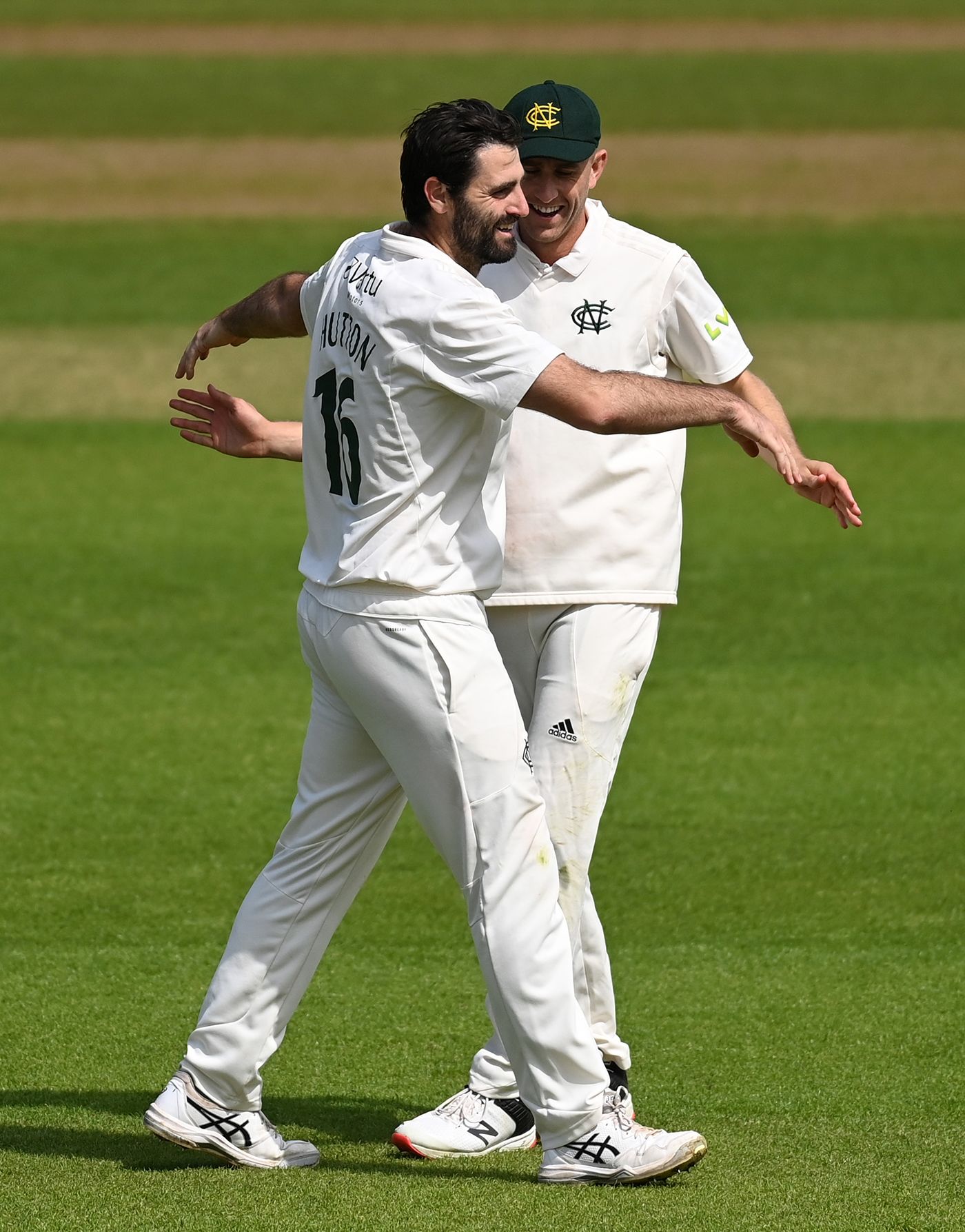 Brett Hutton claimed a five-for | ESPNcricinfo.com