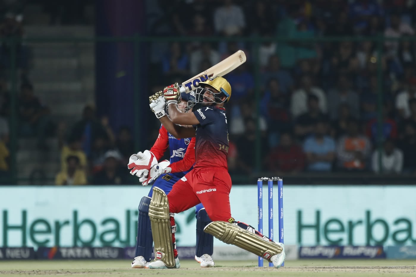 Mahipal Lomror tonks one | ESPNcricinfo.com