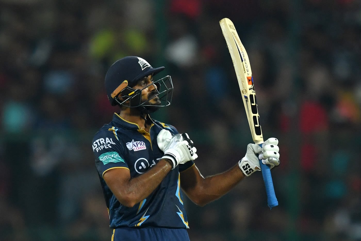 Vijay Shankar celebrates after a 34-ball fifty | ESPNcricinfo.com