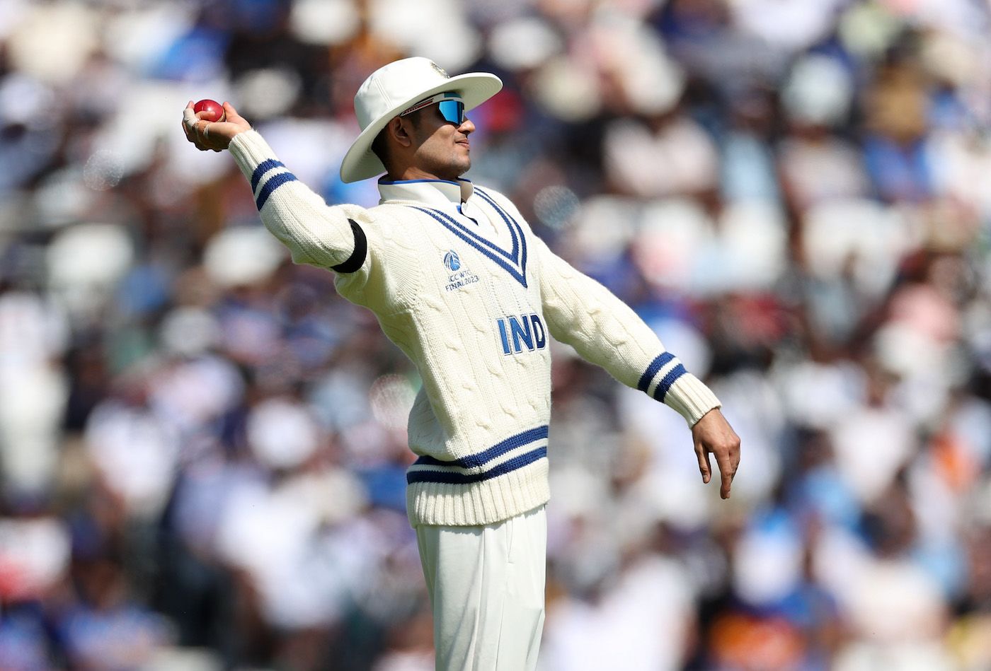 Shubman Gill throws the ball | ESPNcricinfo.com