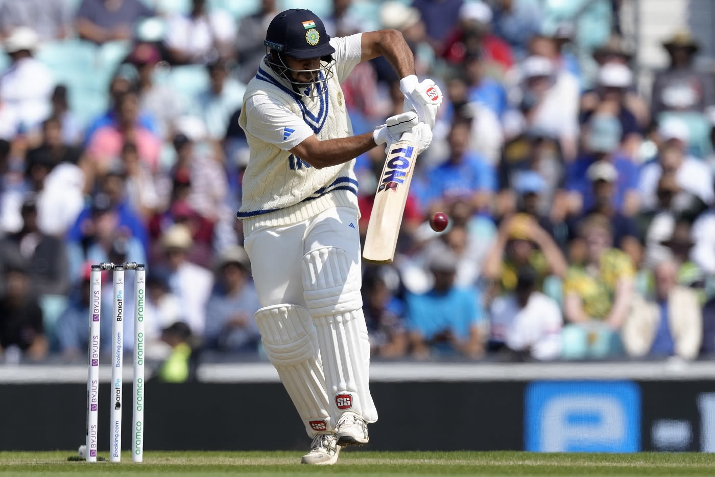 Shardul Thakur had a tough initiation into his innings | ESPNcricinfo.com