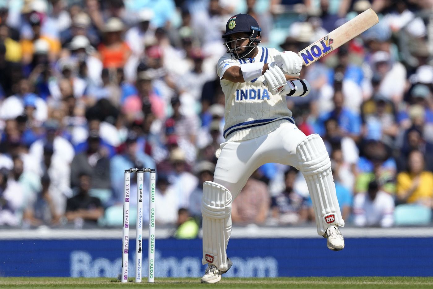 Shardul Thakur's extravagant follow-through on display | ESPNcricinfo.com