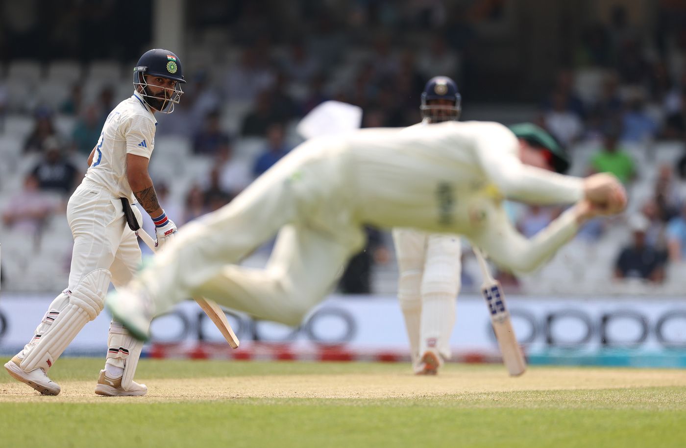 Steven Smith took a diving catch at second slip to end Virat Kohli's resistance | ESPNcricinfo.com