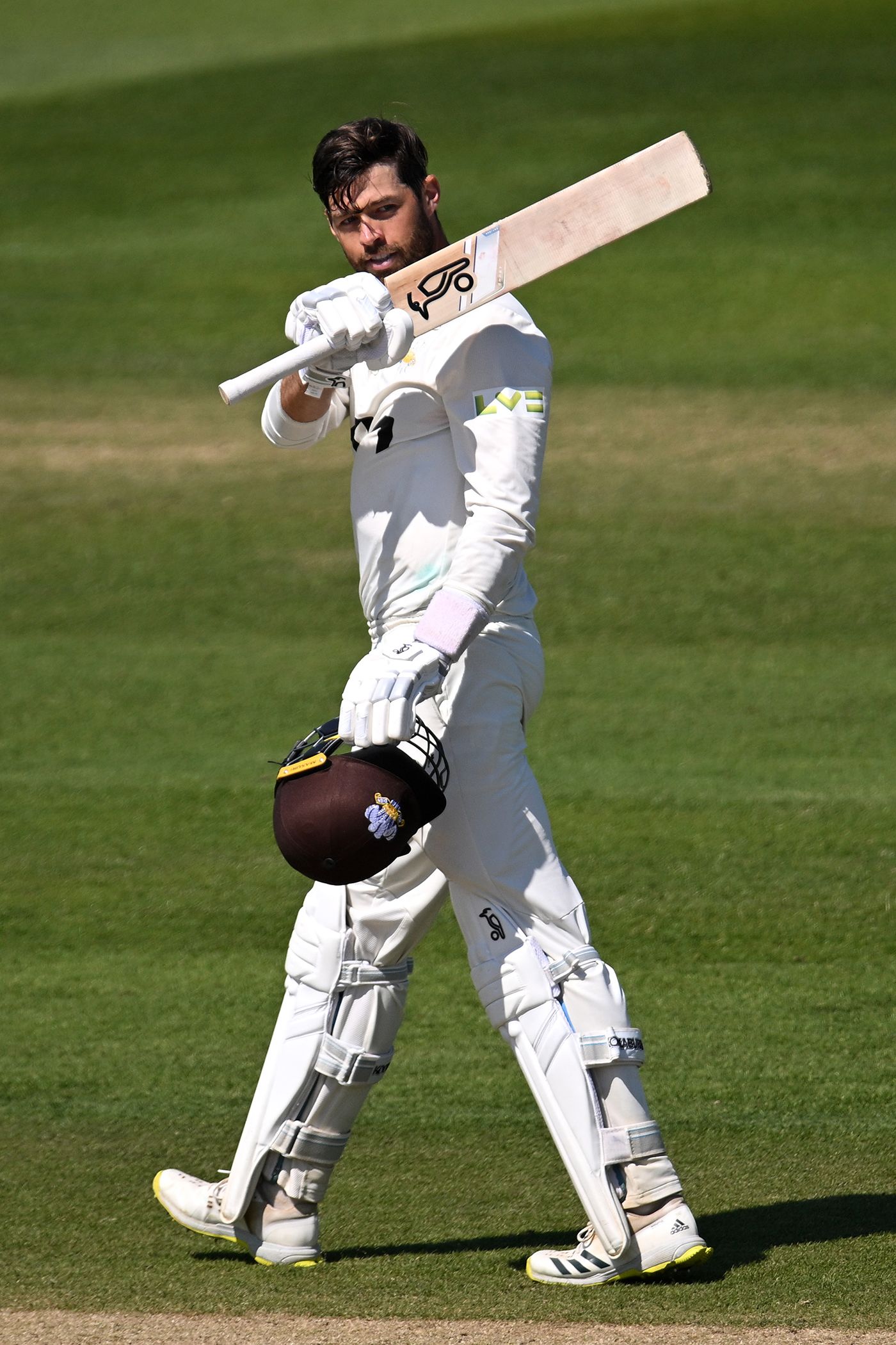 Ben Foakes celebrates his century | ESPNcricinfo.com