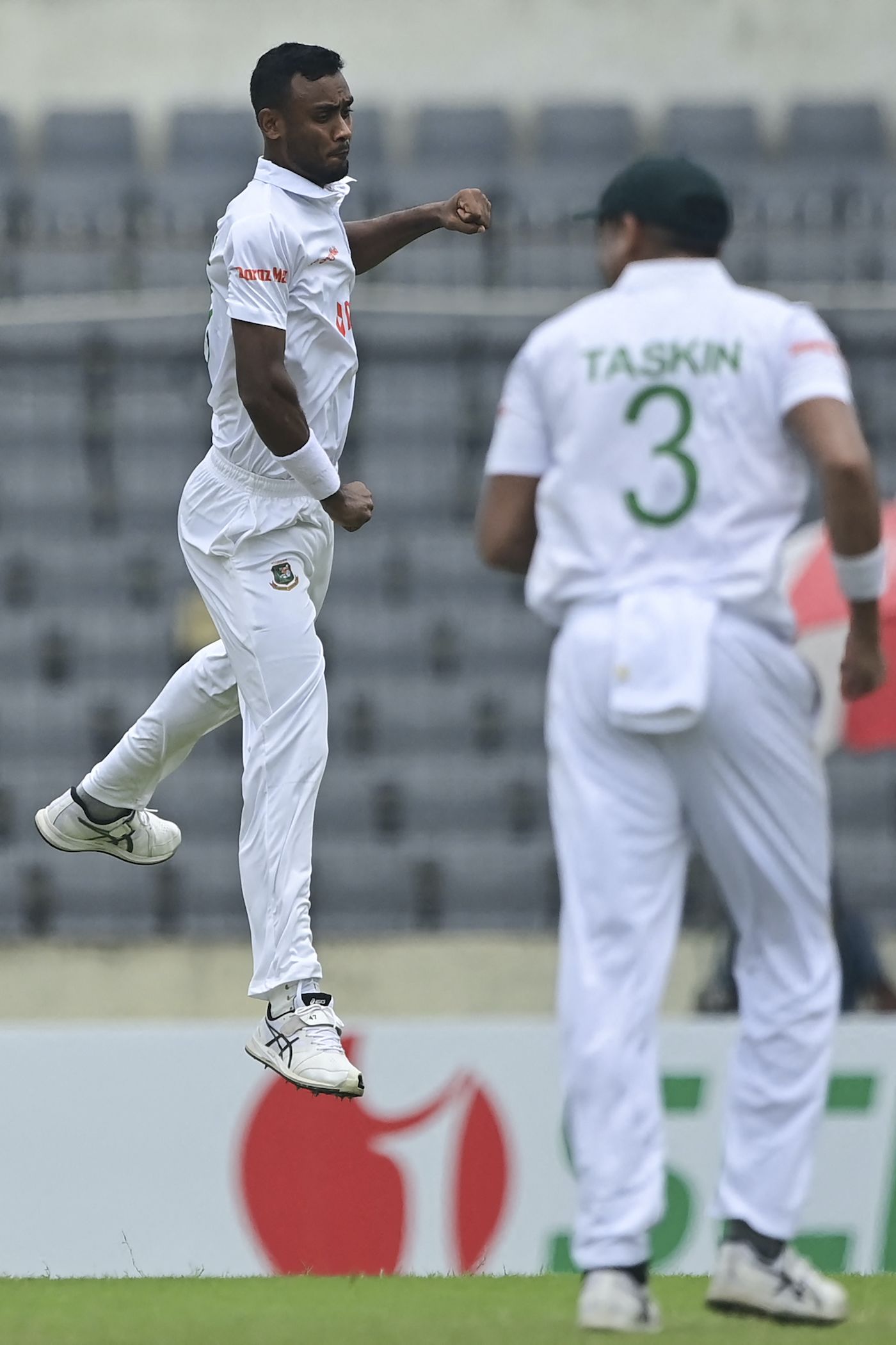 Shoriful Islam leaps in the joy of success | ESPNcricinfo.com