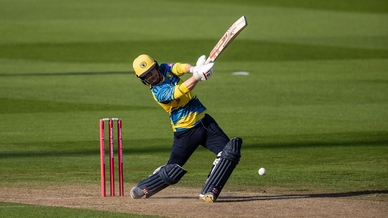 Bears beat Durham, Bears won by 2 wickets (with 3 balls remaining)