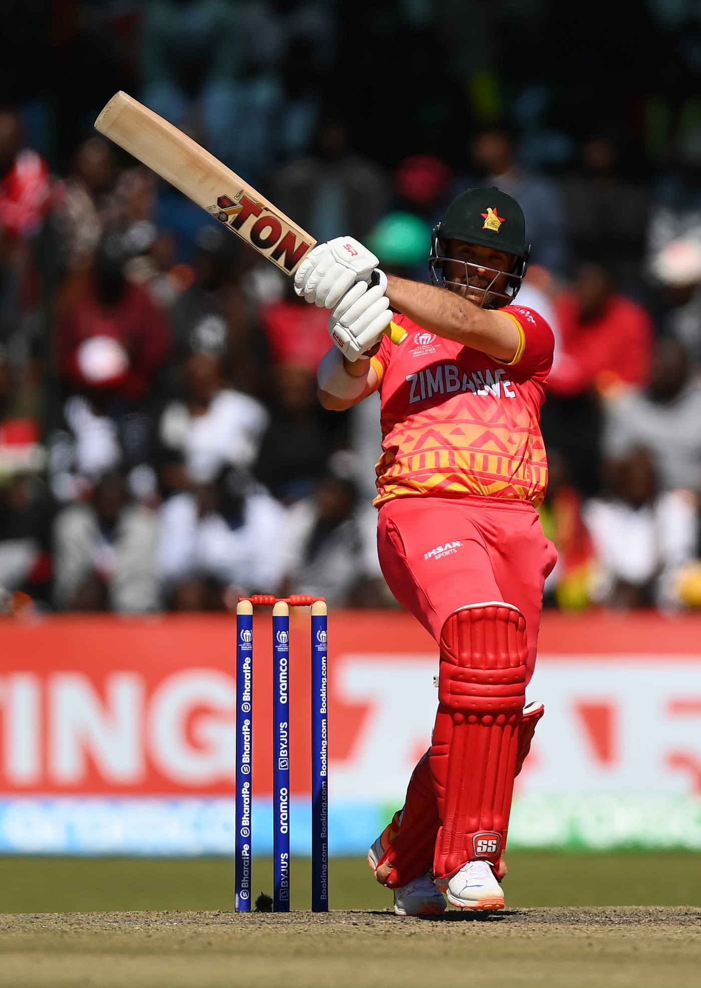 Ryan Burl unleashes a pull | ESPNcricinfo.com