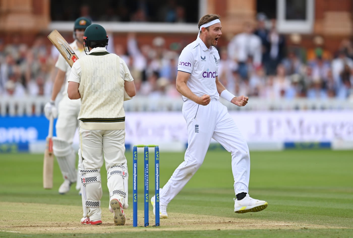 Stuart Broad roars after picking up Travis Head | ESPNcricinfo.com