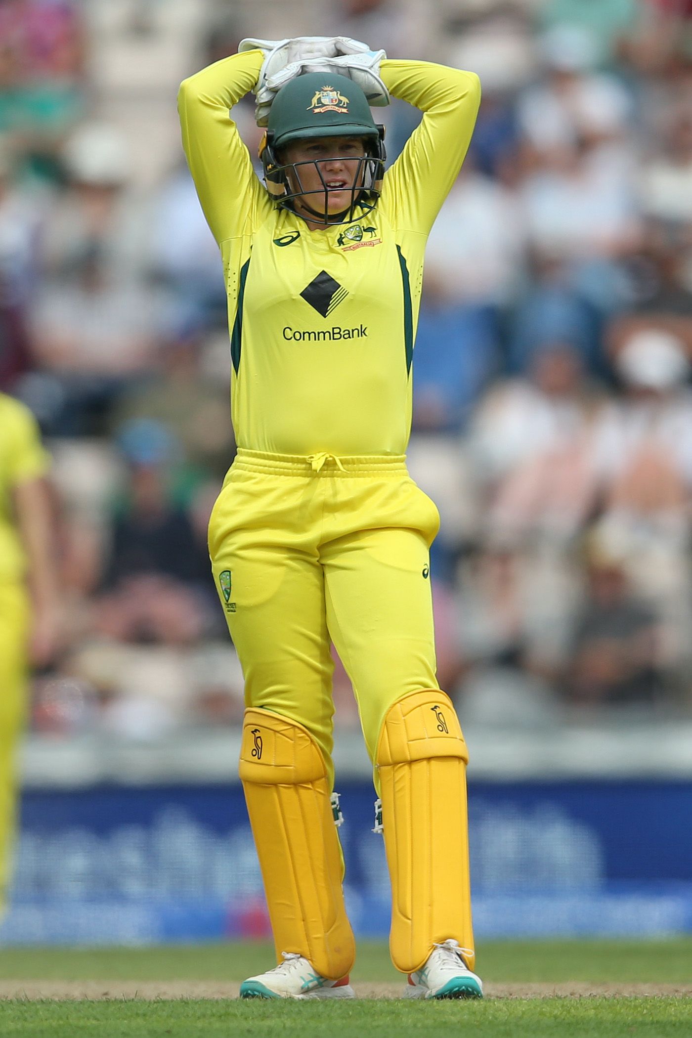 Alyssa Healy had a tough time captaining in the first powerplay ...