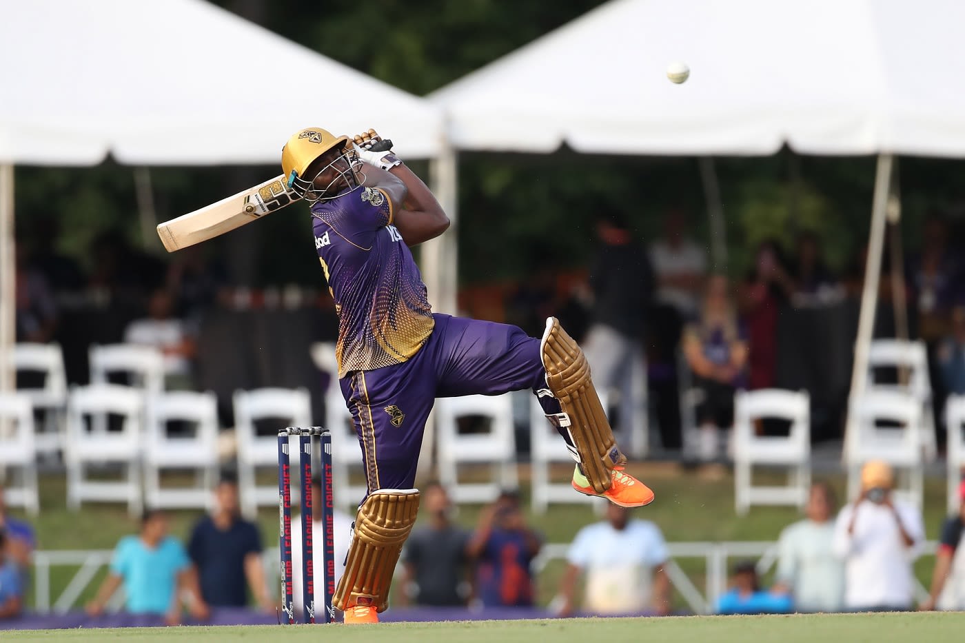 Andre Russell muscles one away | ESPNcricinfo.com