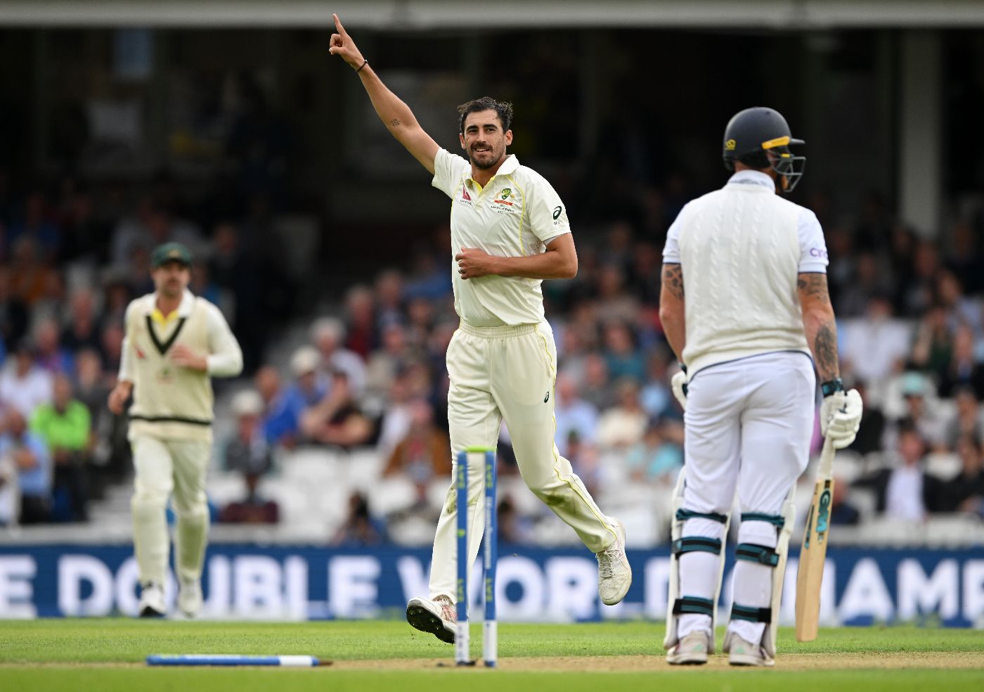 Mitchell Starc celebrates the dismissal of Ben Stokes | ESPNcricinfo.com