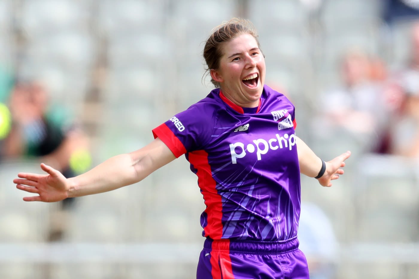 Georgia Wareham celebrates a wicket | ESPNcricinfo.com