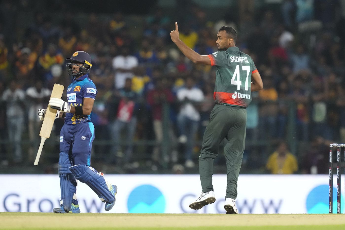 Shoriful Islam nicked off Pathum Nissanka with a wide ball | ESPNcricinfo.com