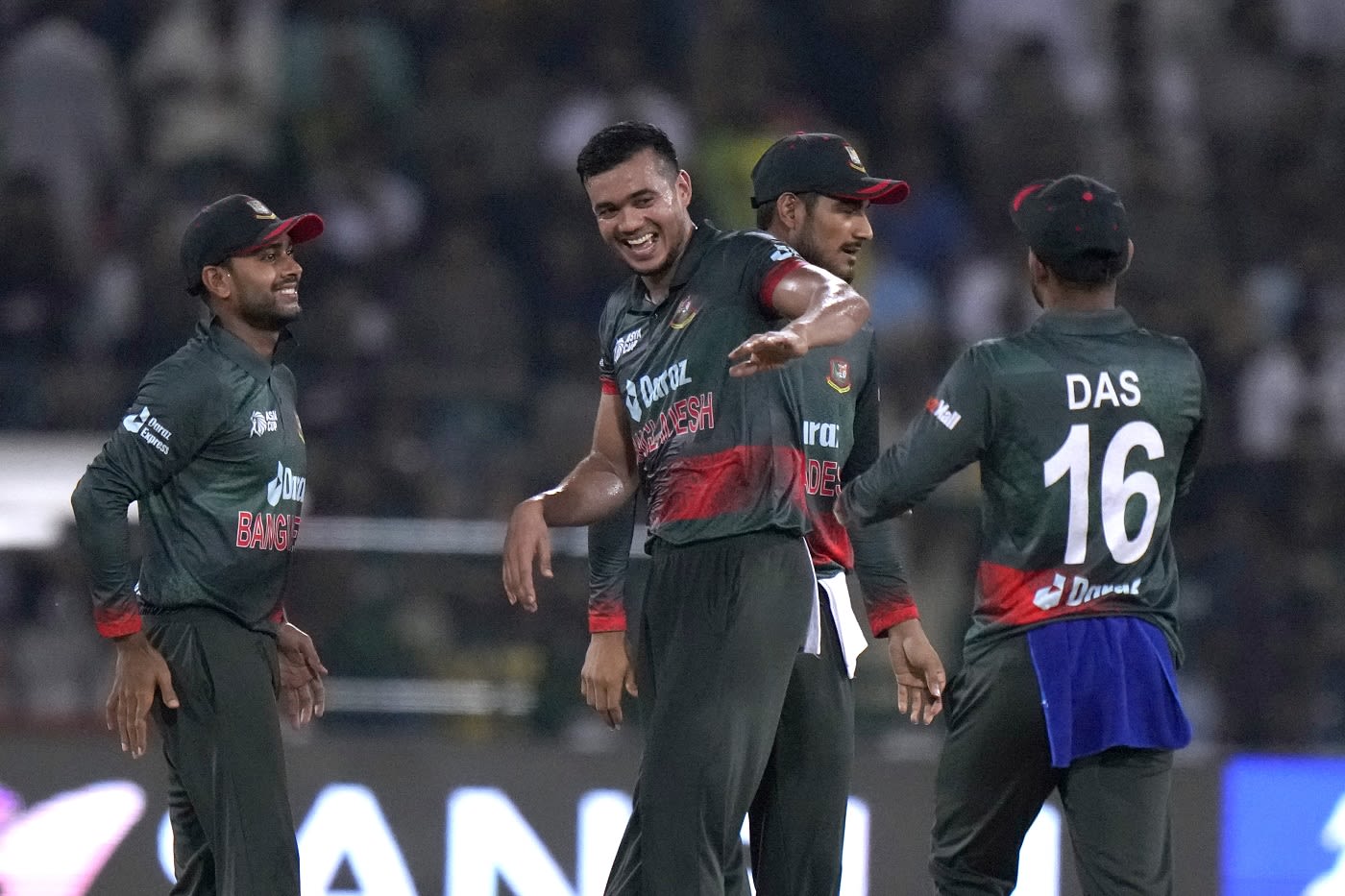 Taskin Ahmed celebrates after bowling Babar Azam | ESPNcricinfo.com