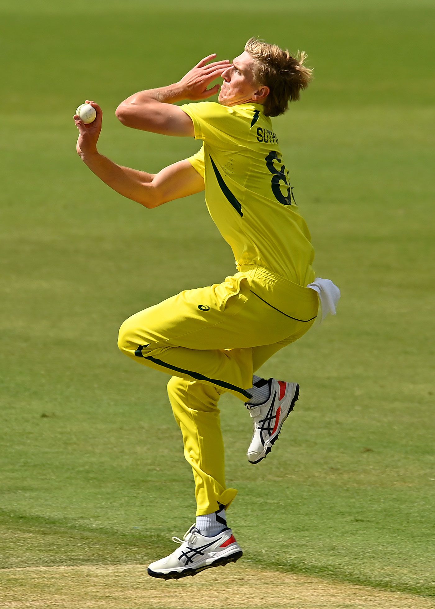 Will Sutherland bowled competitively for the first time since last ...