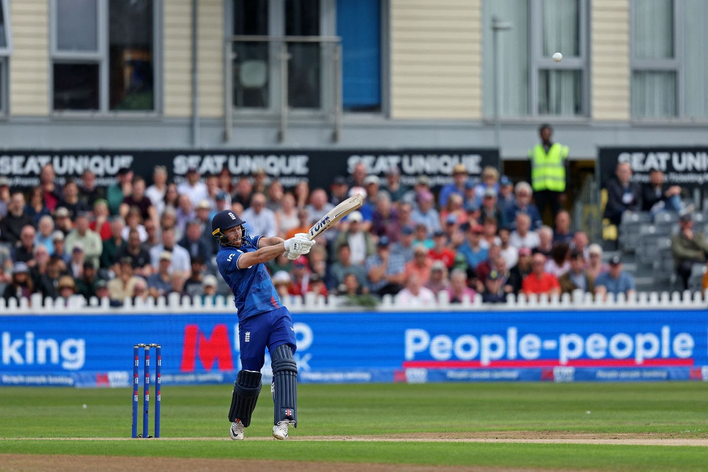 Phil Salt pounded an array of boundaries in the powerplay | ESPNcricinfo.com