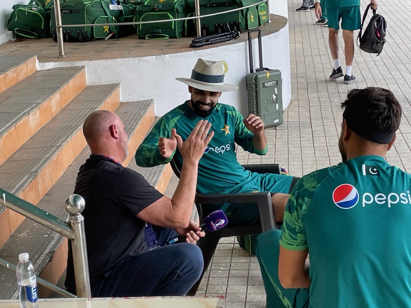Shadab Khan and Haris Rauf meet Matthew Hayden | ESPNcricinfo.com Shadab Khan and Haris Rauf meet Matthew Hayden | ESPNcricinfo.com
