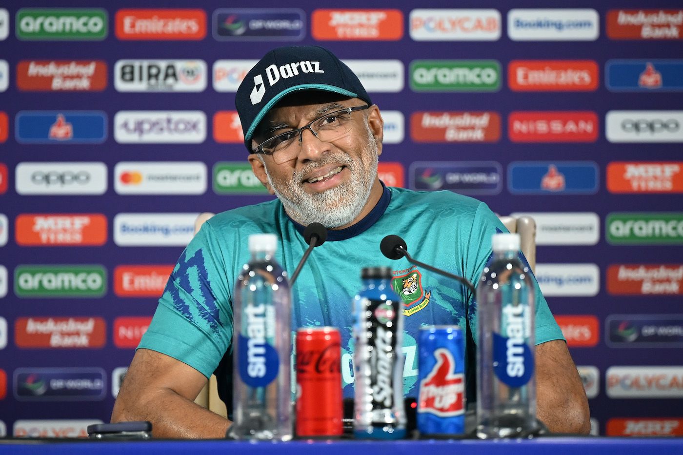 Chandika Hathurusinghe addresses the media | ESPNcricinfo.com