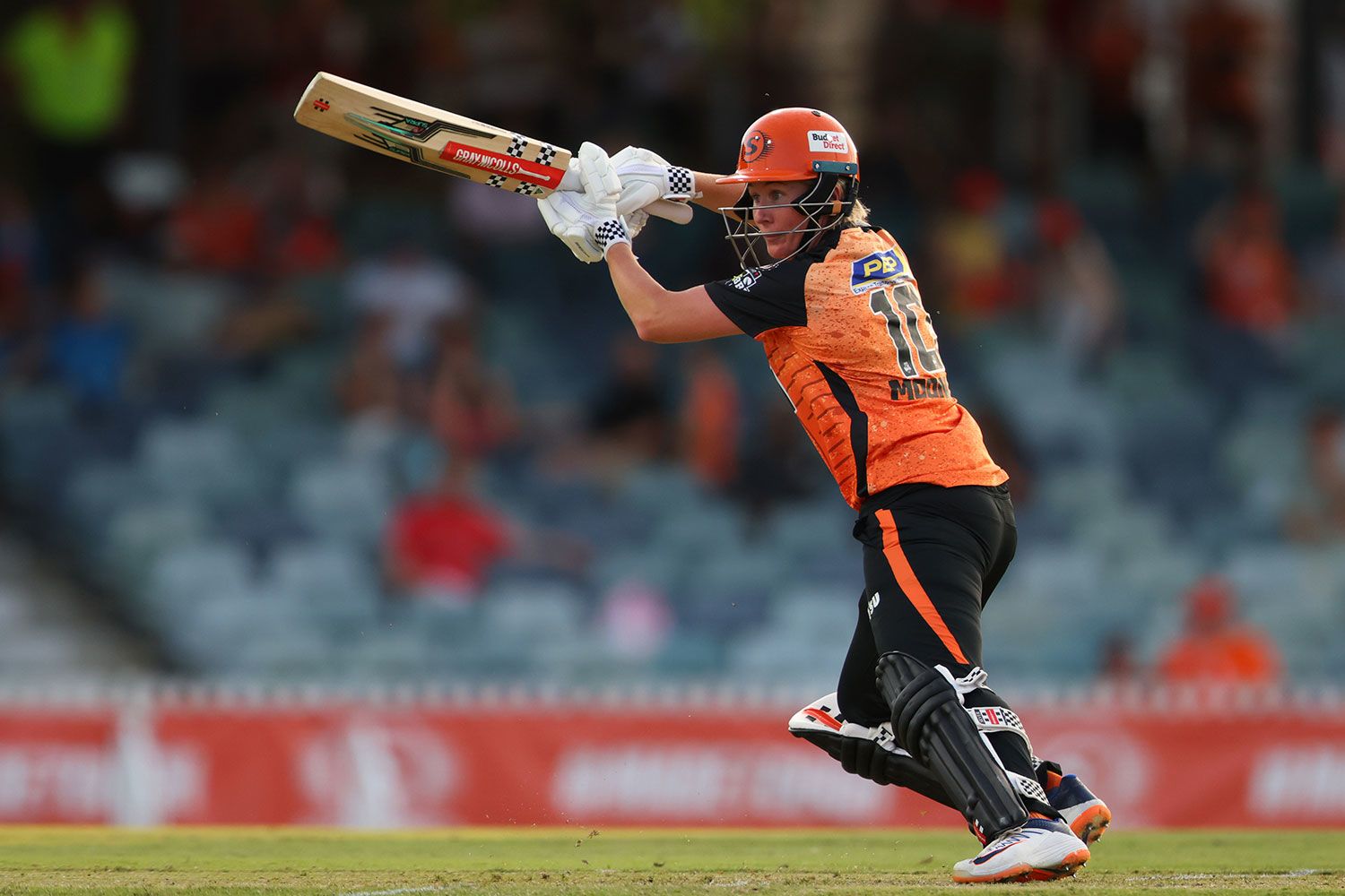 Beth Mooney guided Perth Scorchers' chase | ESPNcricinfo.com