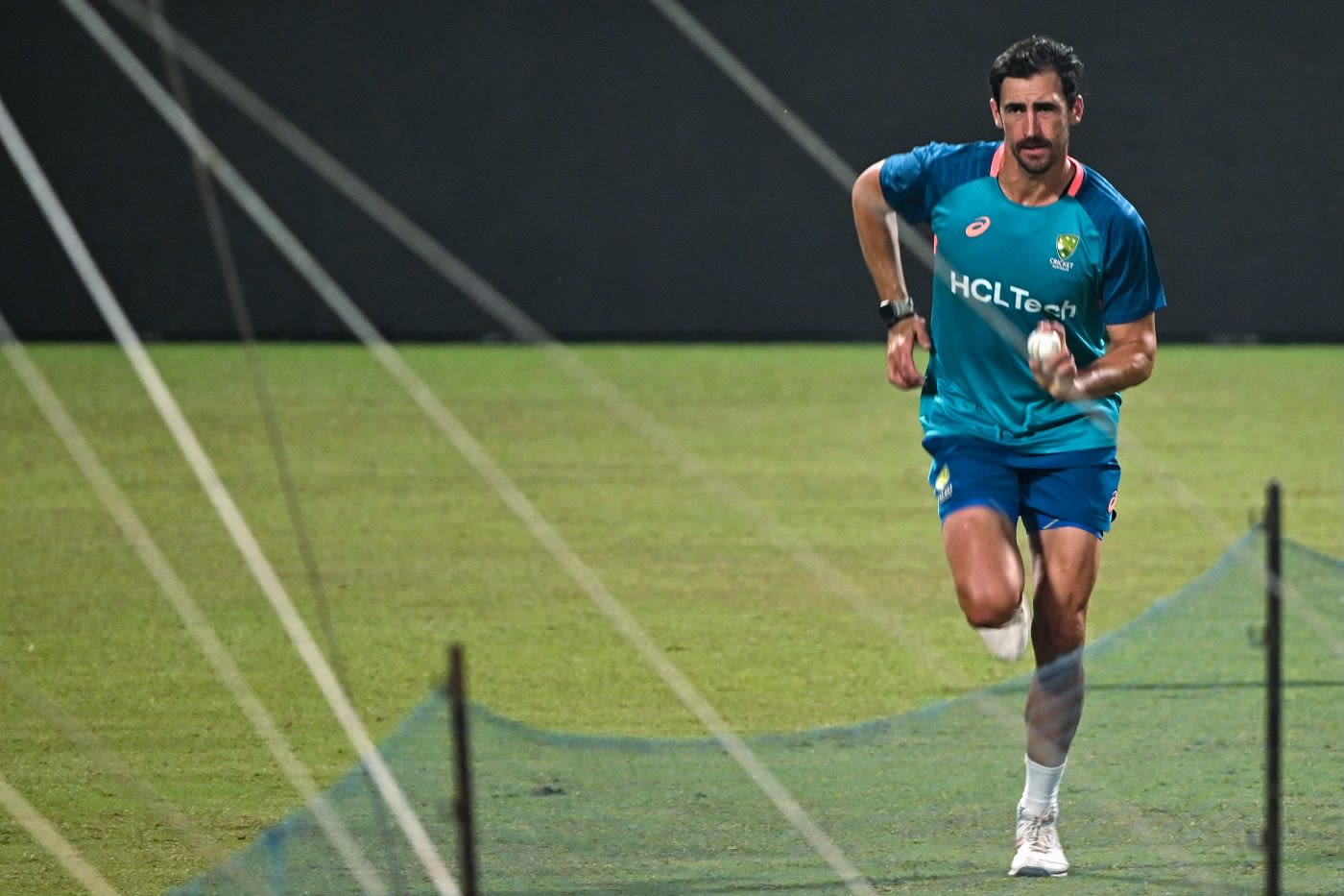 Mitchell Starc runs in to bowl during nets | ESPNcricinfo.com