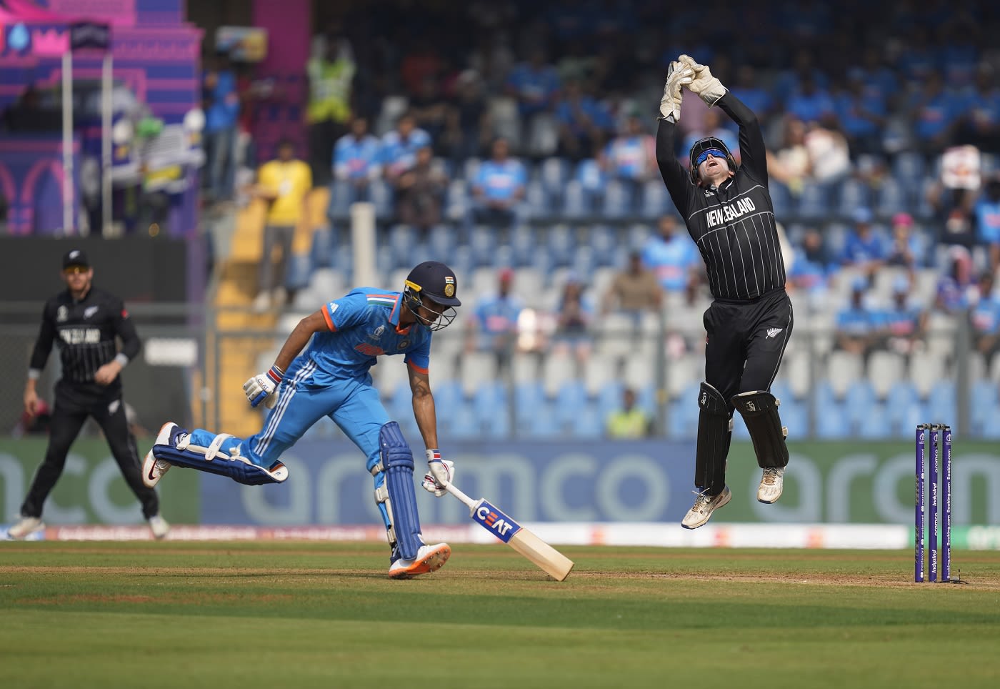 Tom Latham grabs the ball with India pinching a single | ESPNcricinfo.com